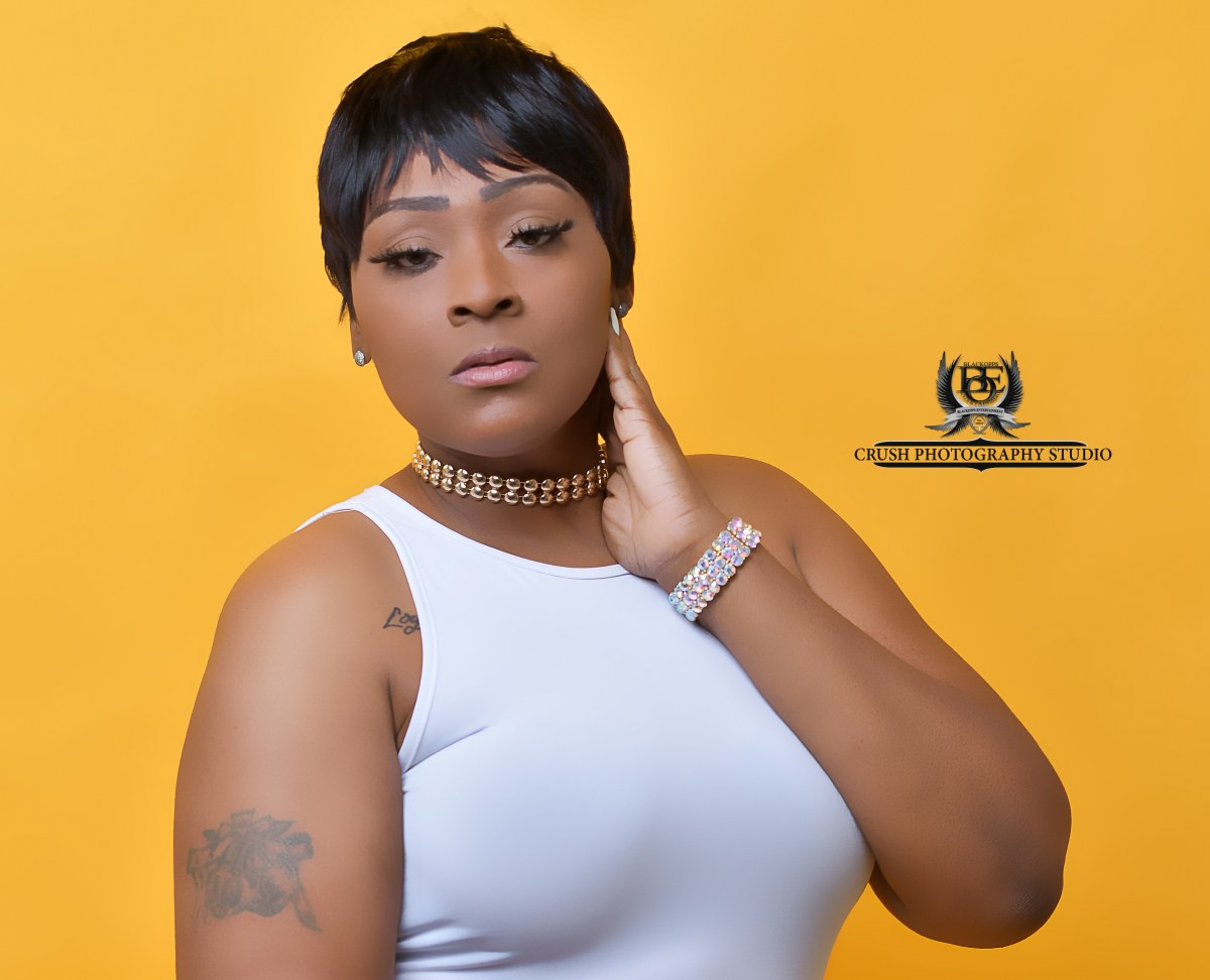 CRUSH MODEL MAGAZINE’S WCW Model: Sharron Garland – CRUSH